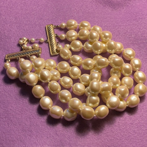 Carolee | Jewelry | Carolee 4 Strand Costume Pearl Necklace | Poshmark